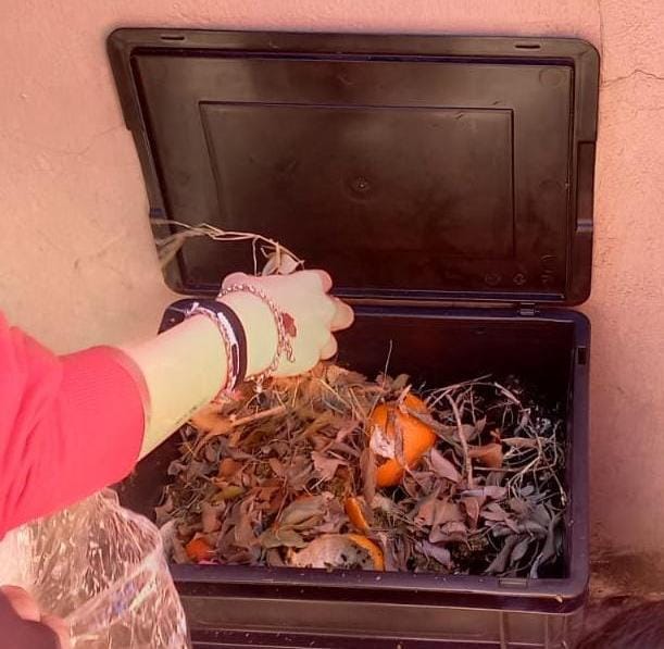 Adquisición de compostera para el colegio italiano Galileo Galilei ...